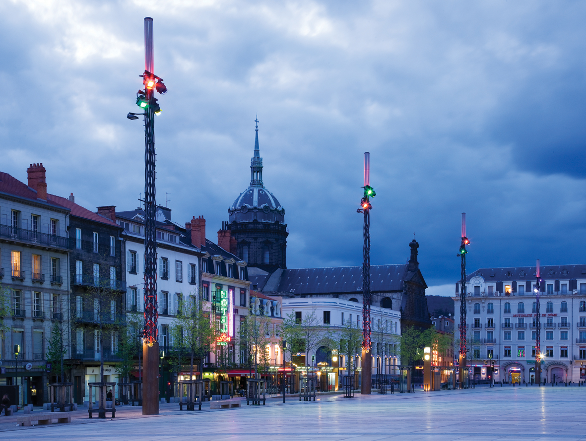 Place de Jaude (Clermont-Ferrand) - Valmont France